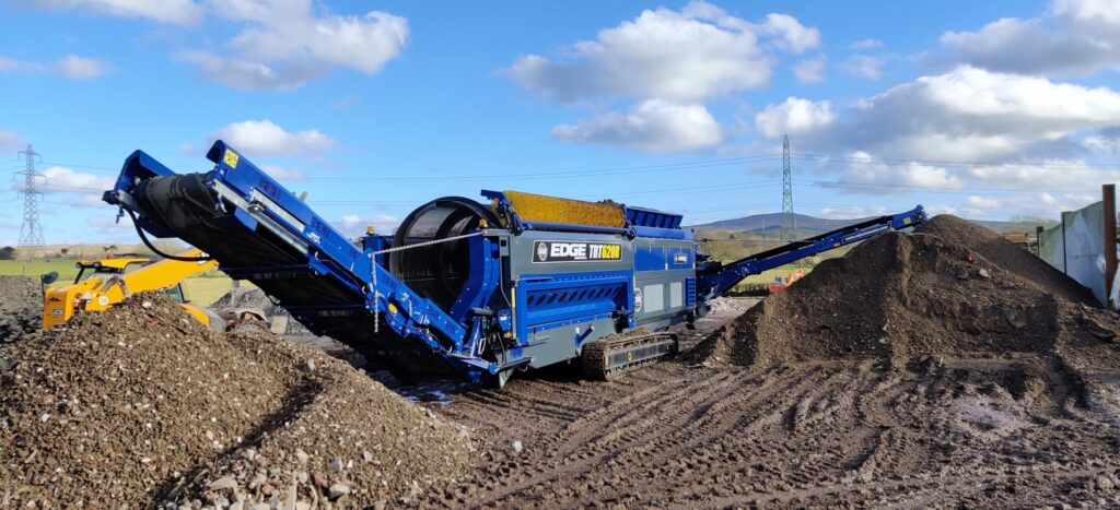 Edge TRT620R Tracked Trommel - Crushing Tigers