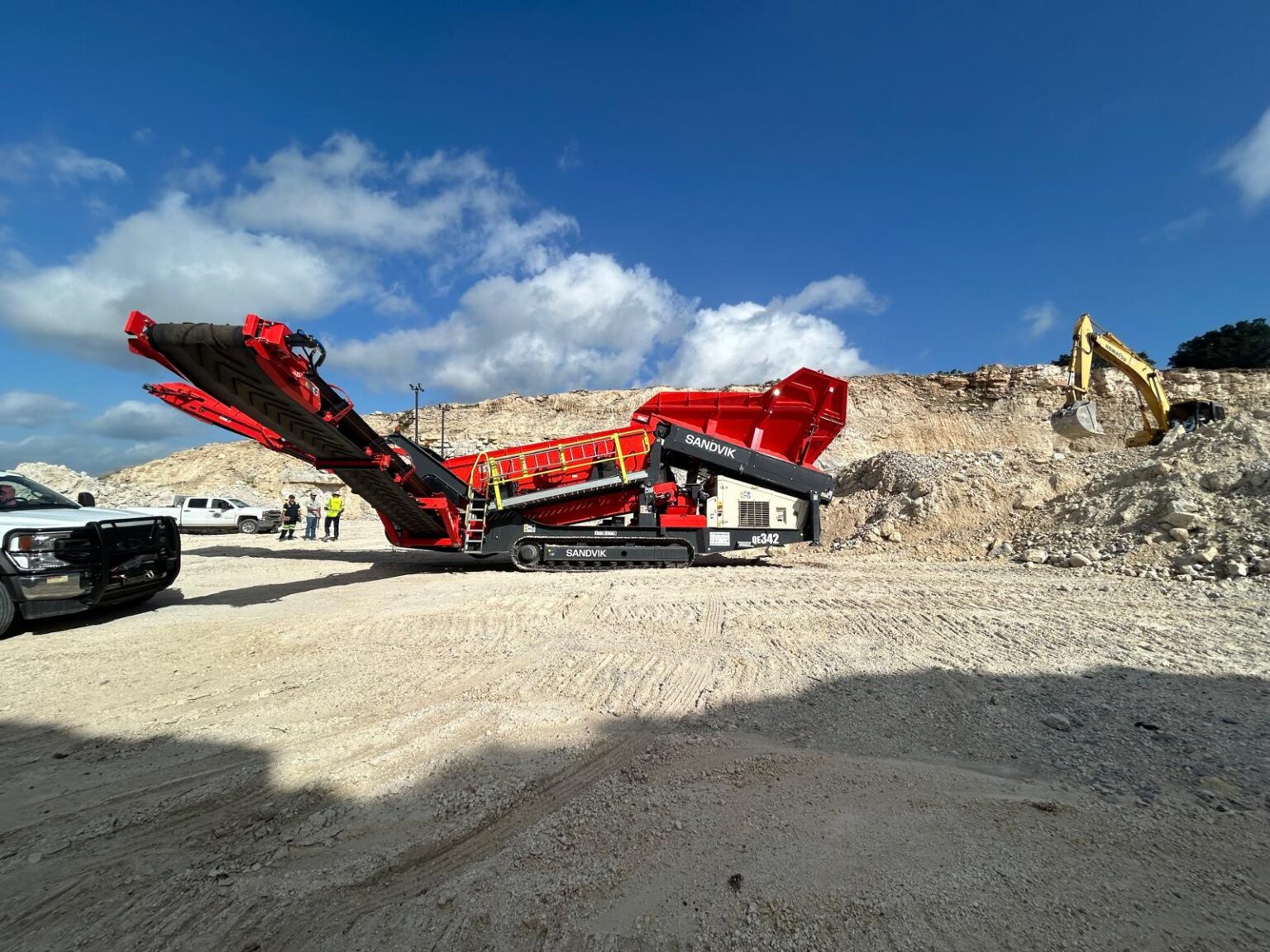 2024 EDGE TS80 Tracked Stacker - Crushing Tigers